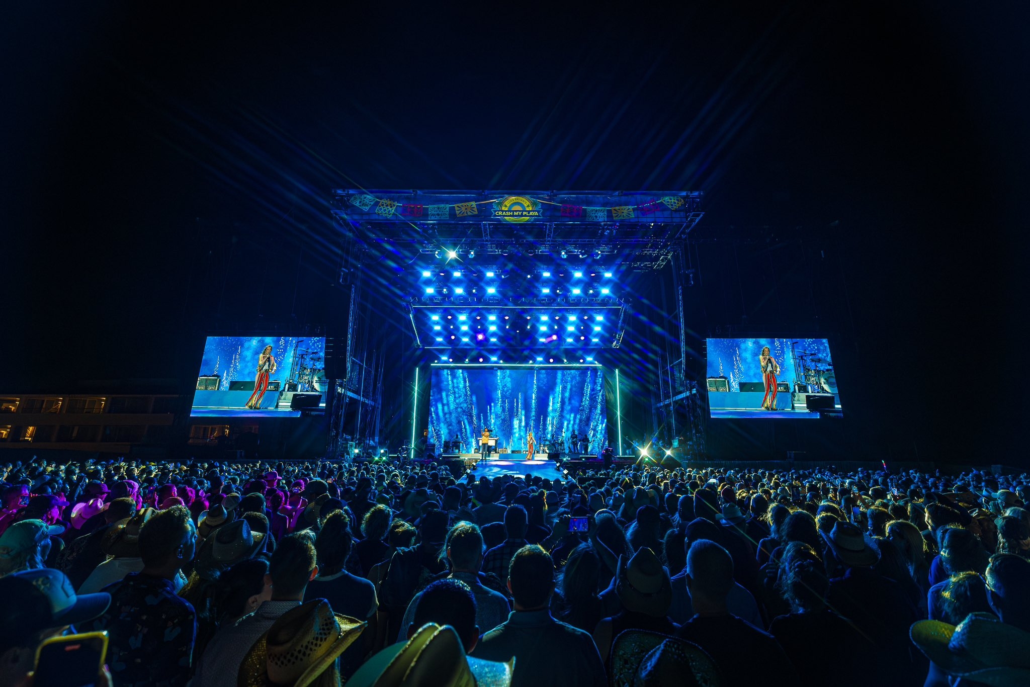 Concerts & Entertainment in Paradise | Moon Palace Cancun