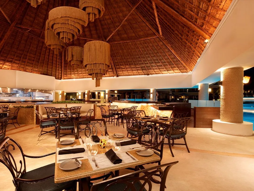 All Inclusive Snacks and Grill Delights | Moon Palace Cancun