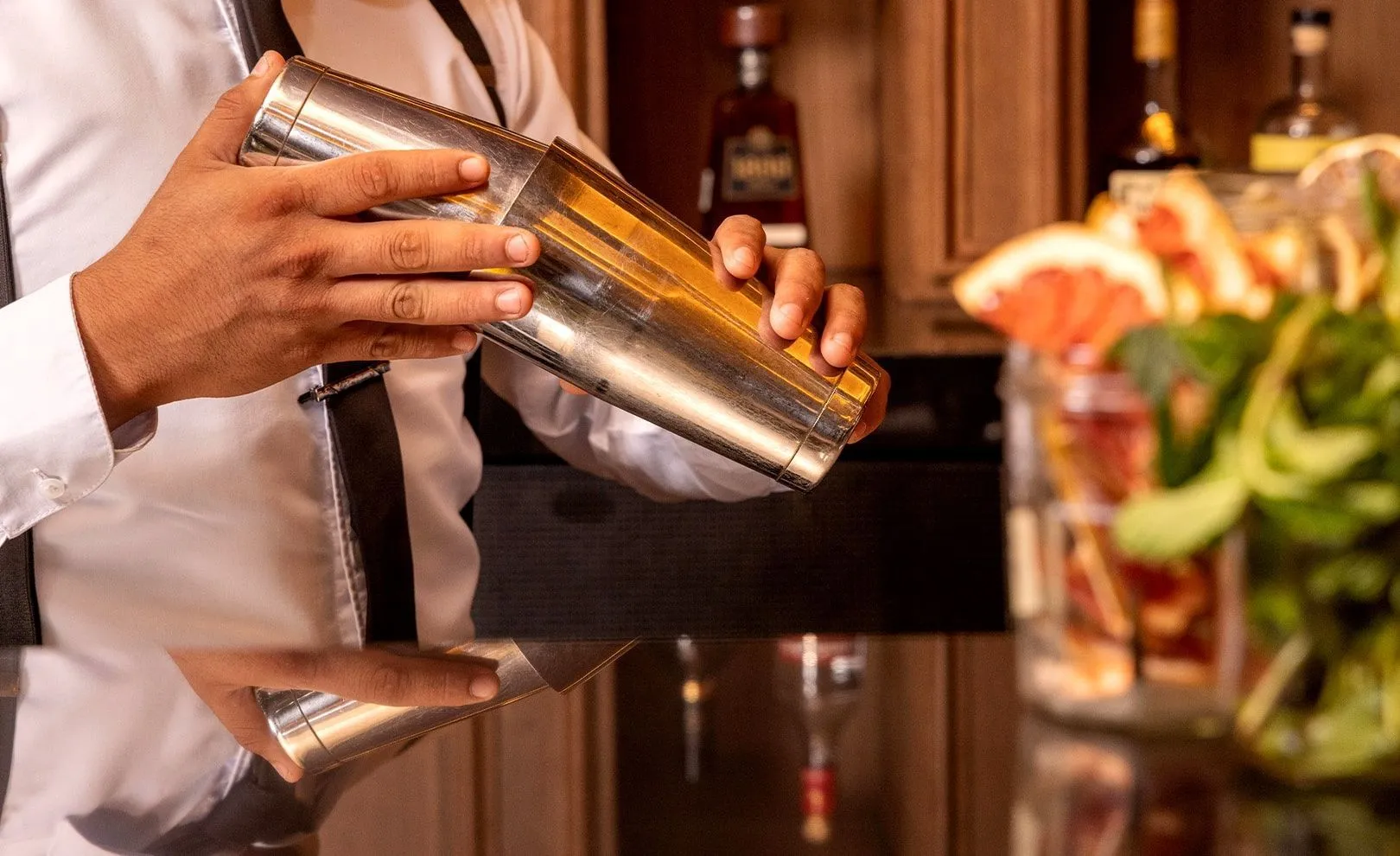 All Inclusive British Pub Experience | Moon Palace Cancun